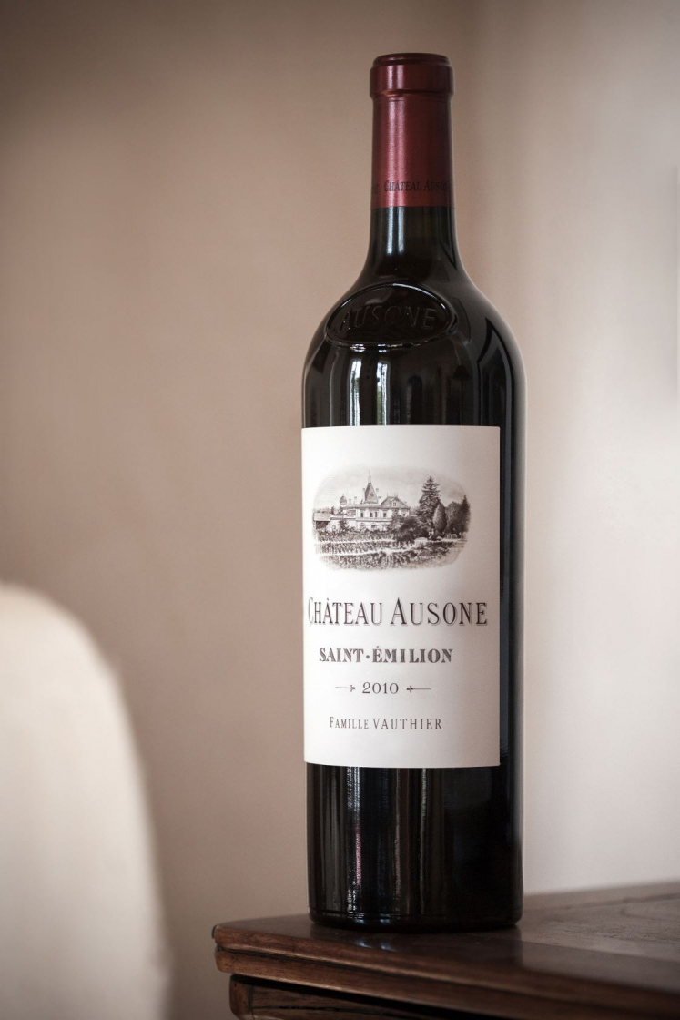 Divine bottles : ausone wines | Château Ausone
